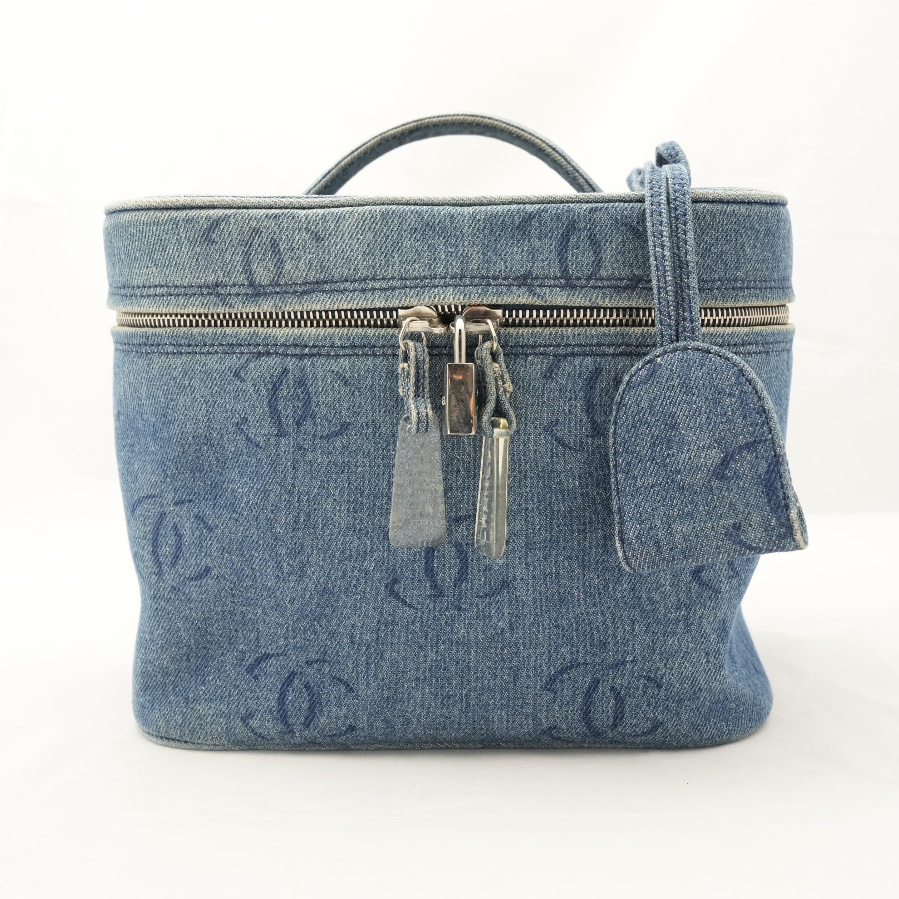 Chanel denim vanity bag [BAGS] – Aime vintage